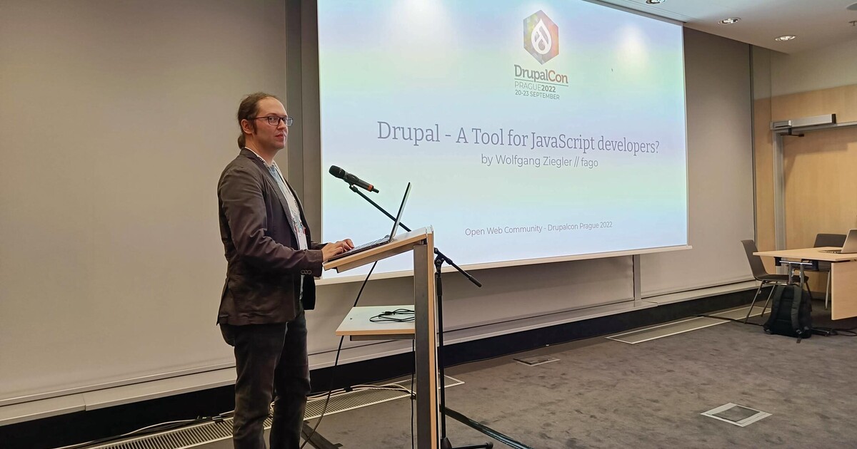 Presentation at Drupalcon Prag: Drupal - A Tool for JS developers?